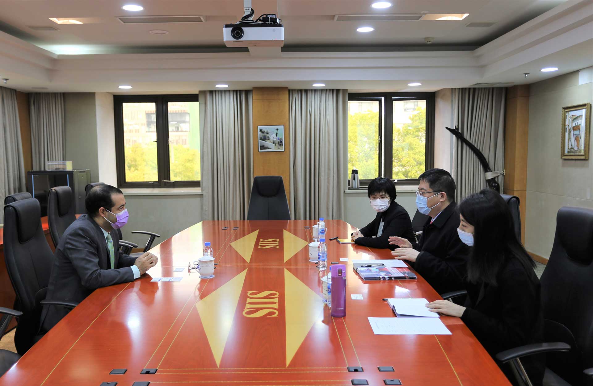 上海国际问题研究院